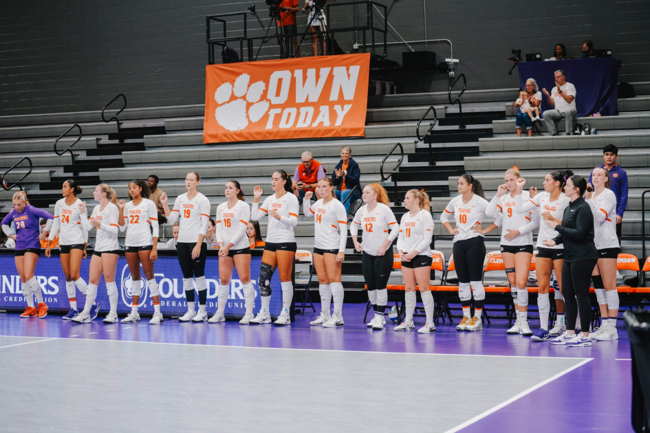 Tigers Sweep Phoenix to Continue Undefeated Start - BVM Sports