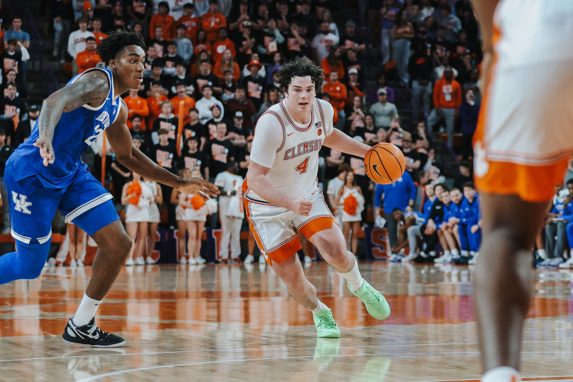 Ian Schieffelin Earns Oscar Robertson National Player of the Week ...
