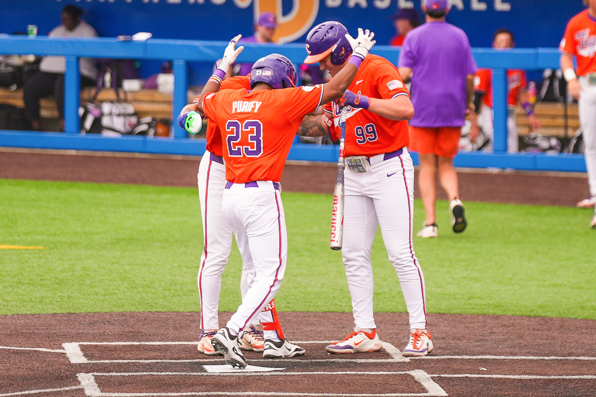 No. 9 Clemson Defeats Panthers 11-2 - Clemson University Athletics