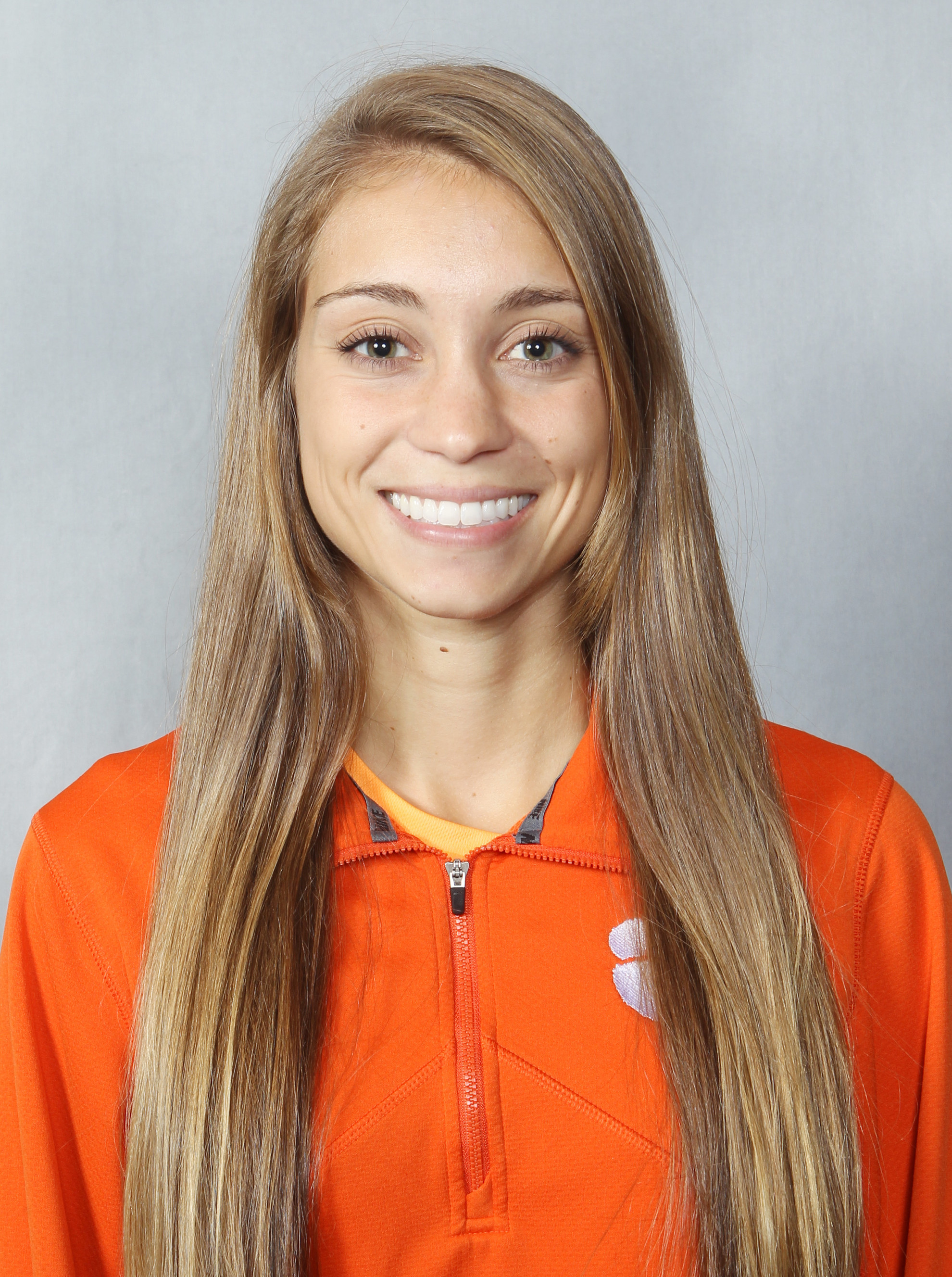 Suzi Bisschops - Track & Field 2013-14 - Clemson University Athletics